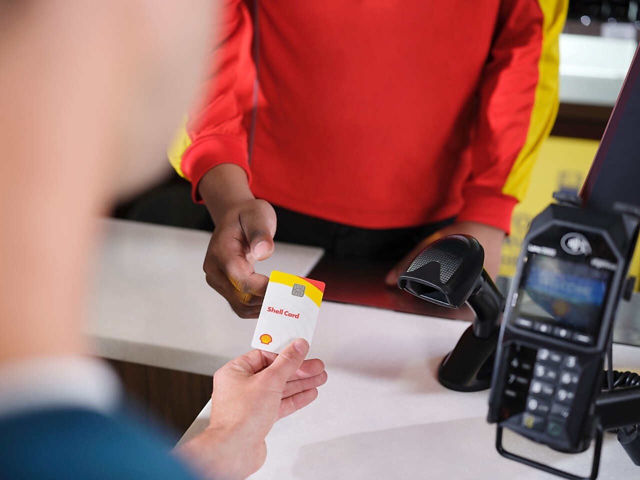 Che cos’è una carta carburante e come funziona? | Shell Italia